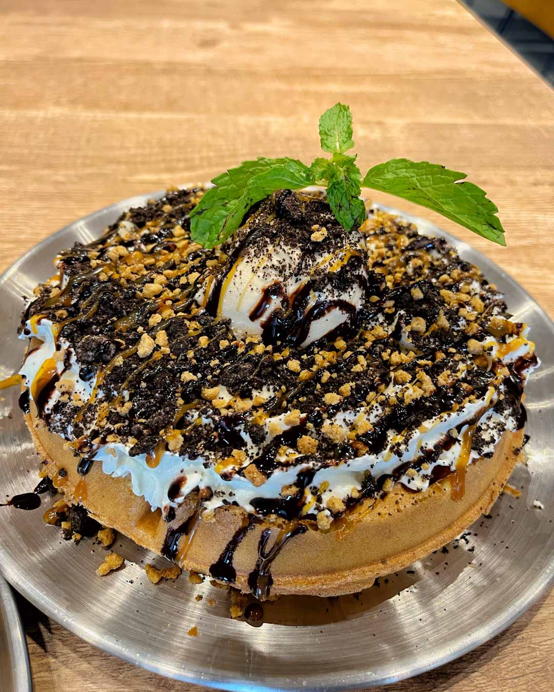 Choco Cookies Crumble | The BRGR - Handcraft Patty Burger | Exquisitely ...